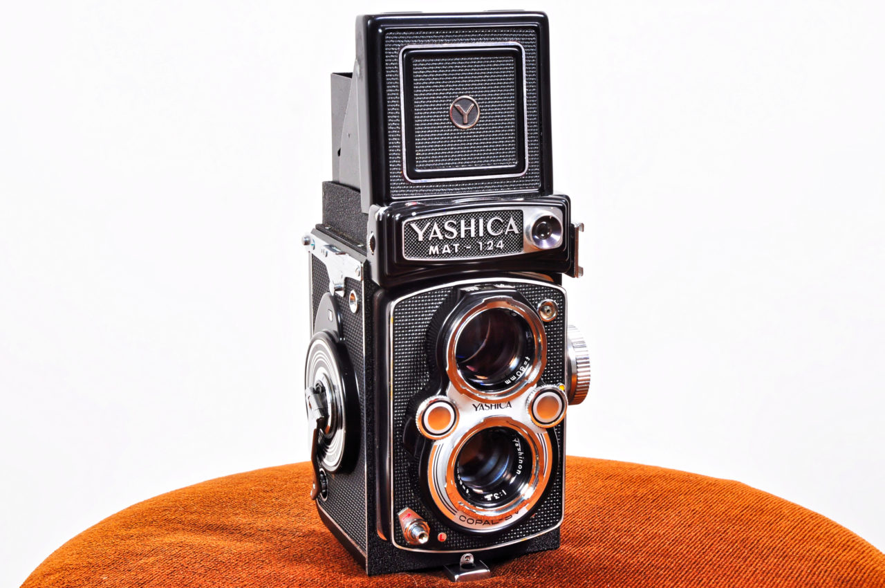 YASHICA MAT 124 - Photosurcour